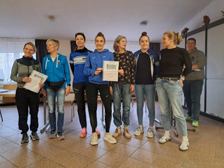 Triathlon: Damenmannschaft des VfB Fallersleben gewinnt LaufCup 2025 ...